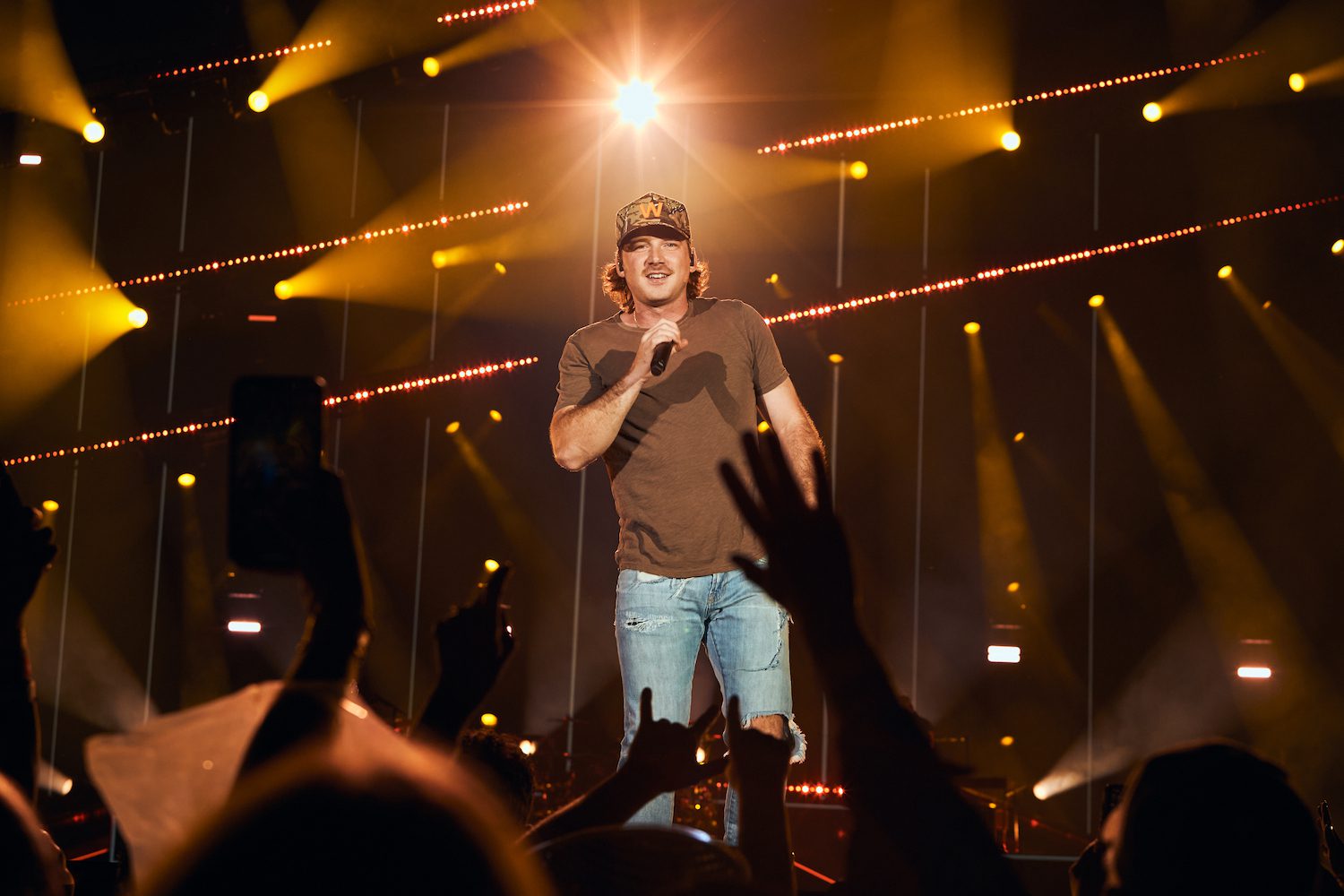 The Story Behind Morgan Wallen Iconic Haircut - Squid Ward
